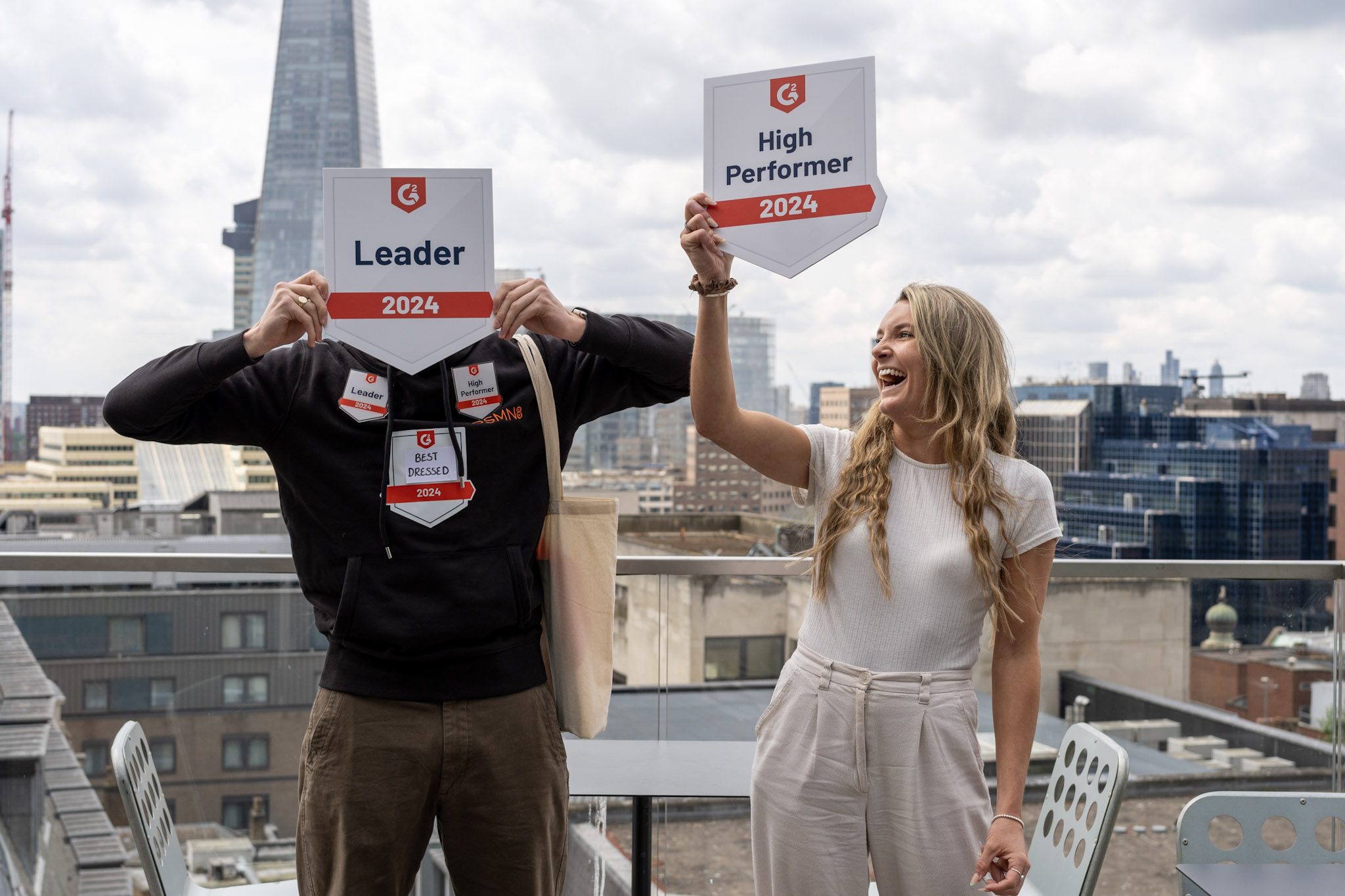 How To Use Employee Advocacy To Promote G2 Badges | DSMN8